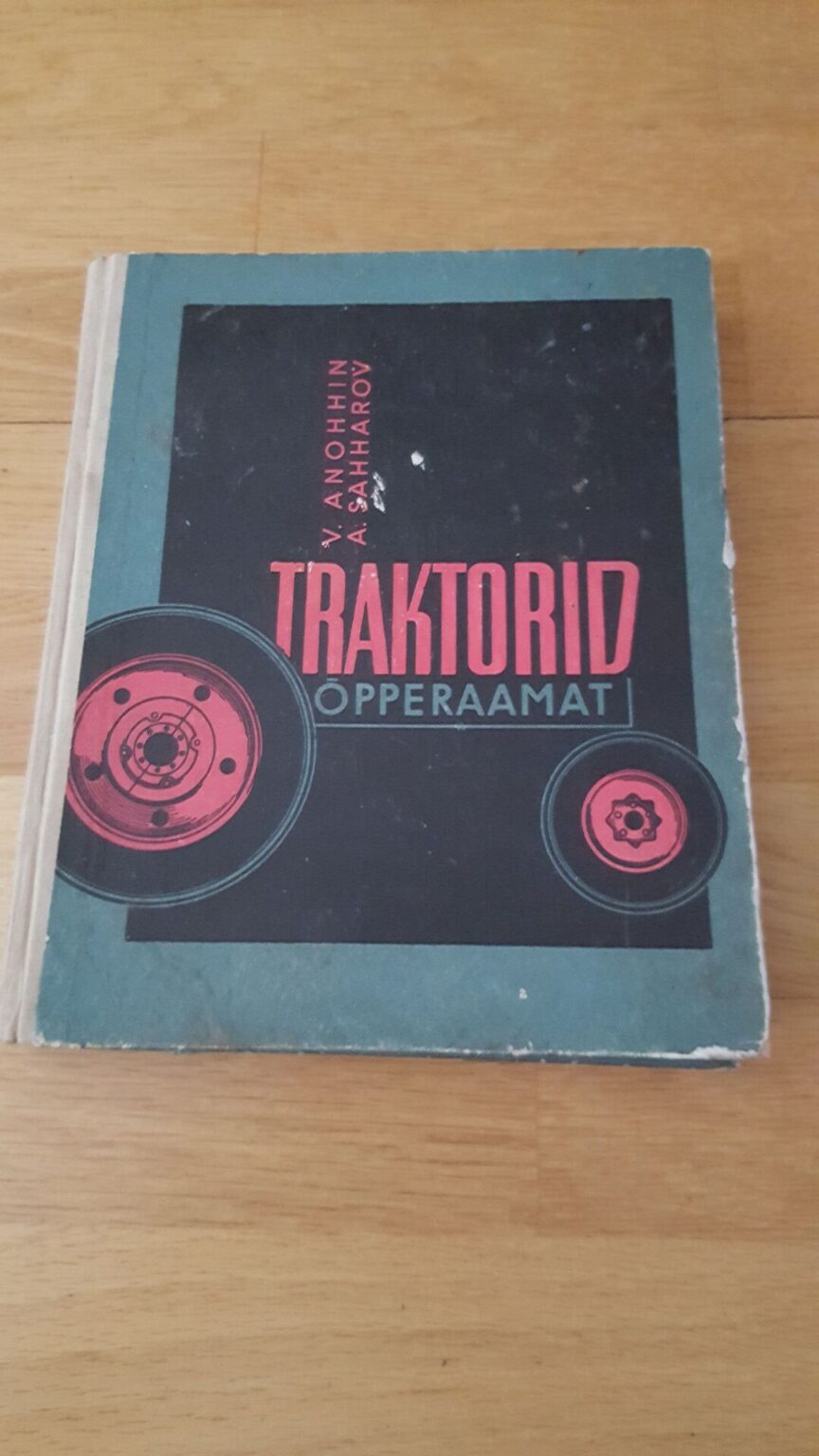 Traktorid õpperaamat . 1966 - Raamatugalerii