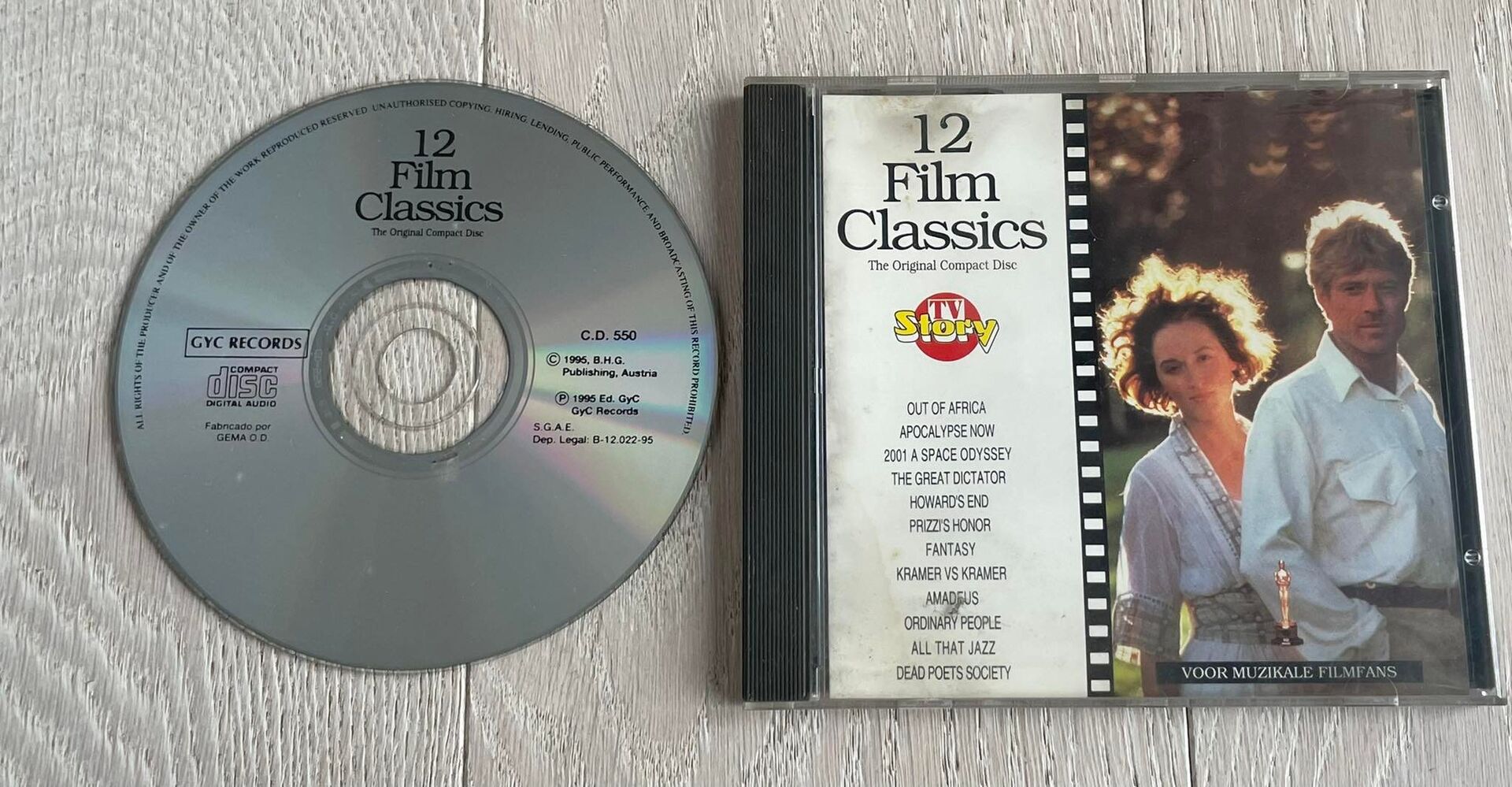 12 Film Classics: The Original Compact Disc - Raamatugalerii